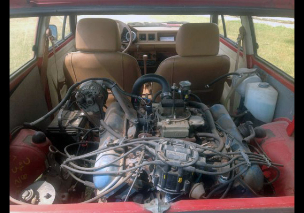 Da li želite Yugo sa V8 motorom?